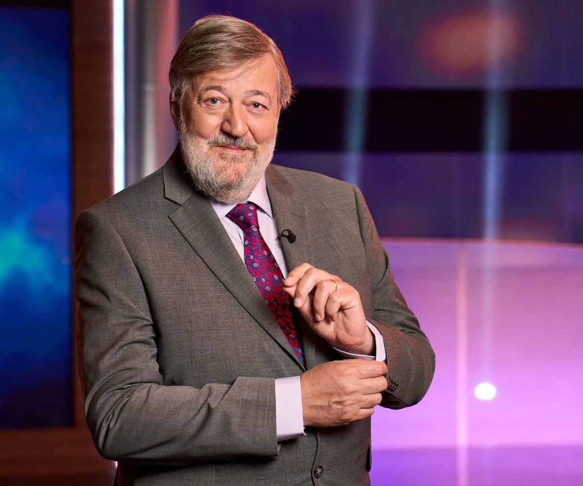 Stephen Fry returns to our screens to host Jeopardy! Australia | Now To ...