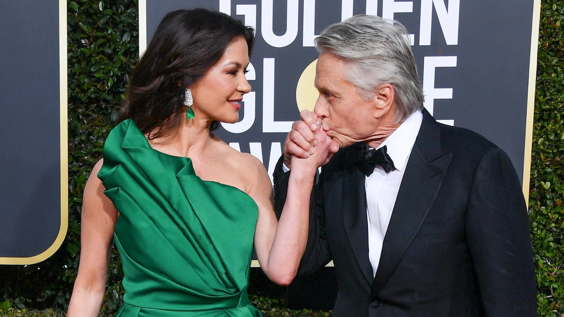 The Best Dating Apps For Over 50s In Australia | Now To Love