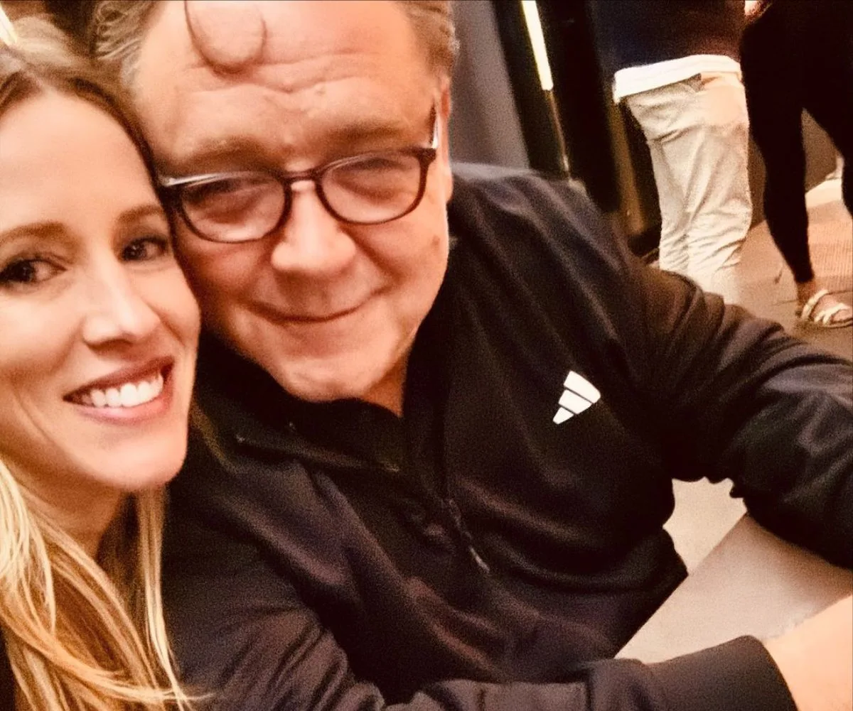Russell Crowe's relationship with girlfriend Britney Theriot