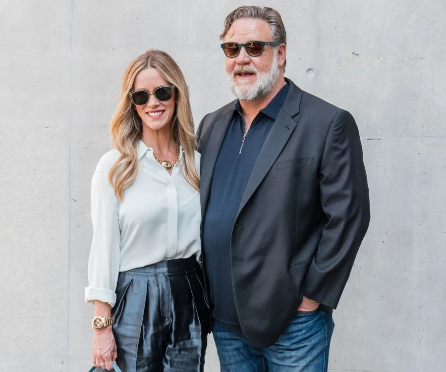 Russell Crowe's relationship with girlfriend Britney Theriot