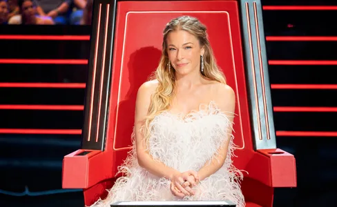 LeAnn Rimes reveals who got "fiesty" on set of The Voice Australia ...