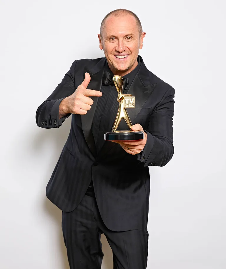 Larry Emdur fulfils his promise to get a cheeky tattoo - and tells why ...