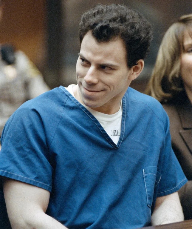 Inside the Menendez brothers murder trial | Now To Love