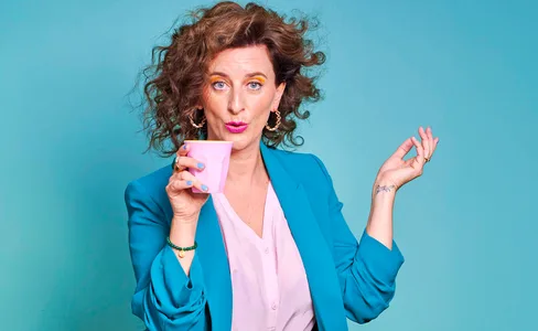 Felicity Ward takes on the lead in The Office Australia | Now To Love