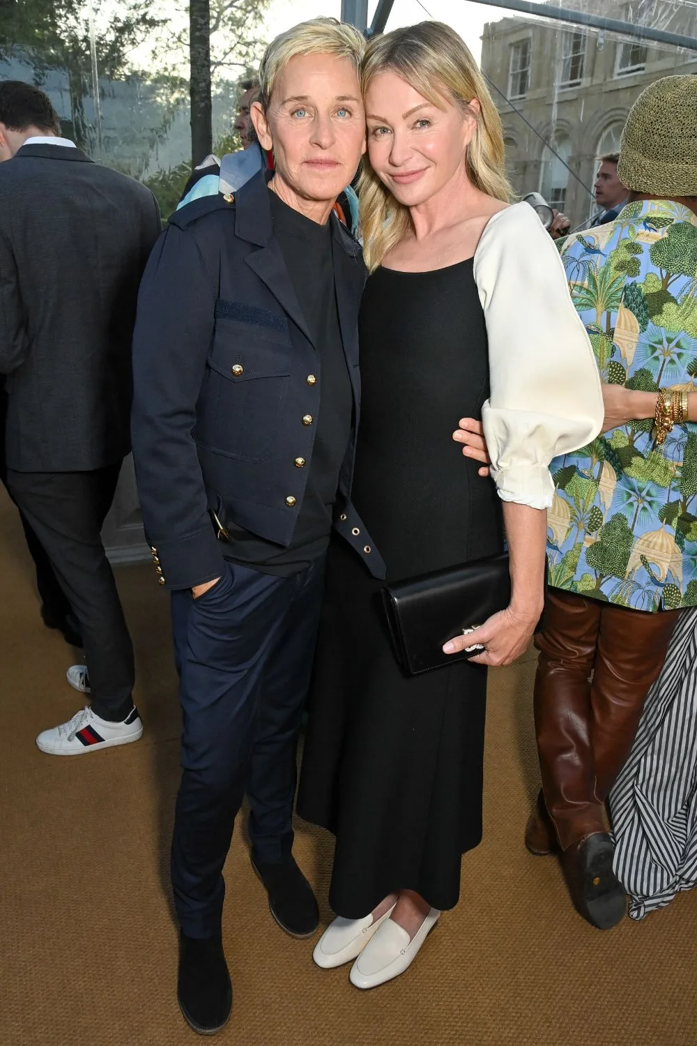 Inside Portia & Ellen's new life in country England | Now To Love