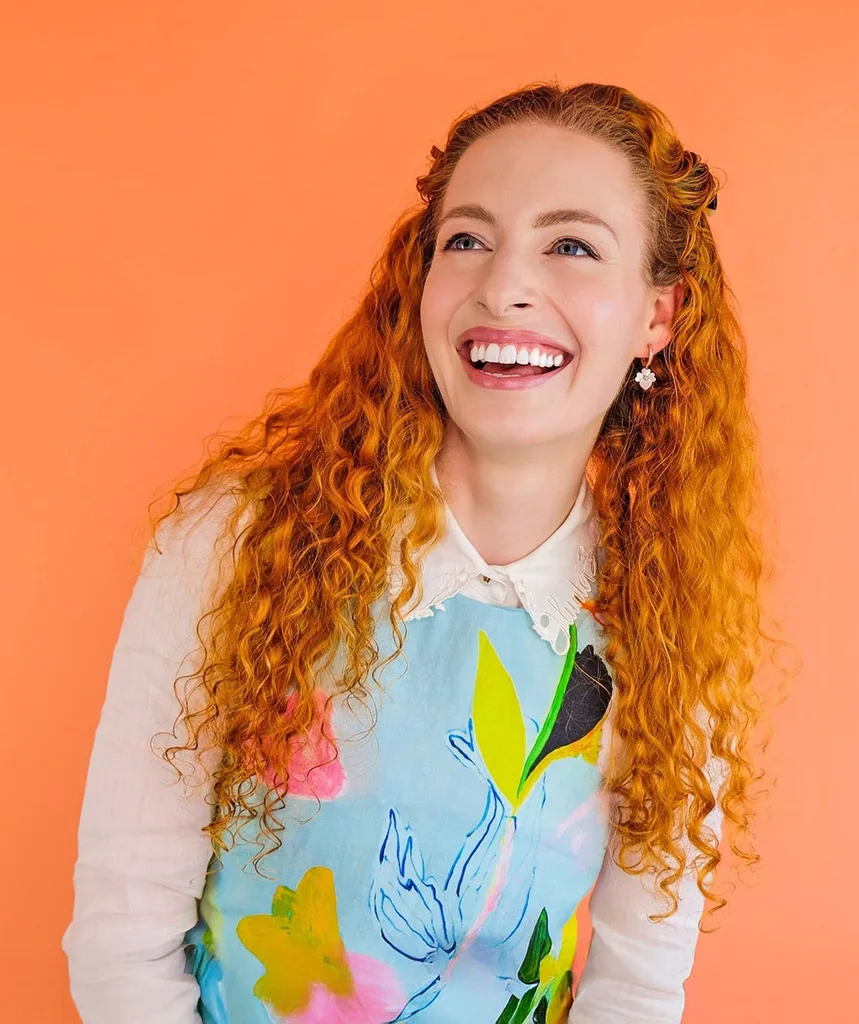 Emma Watkins: 'I want to do Dancing With The Stars!' | Now To Love