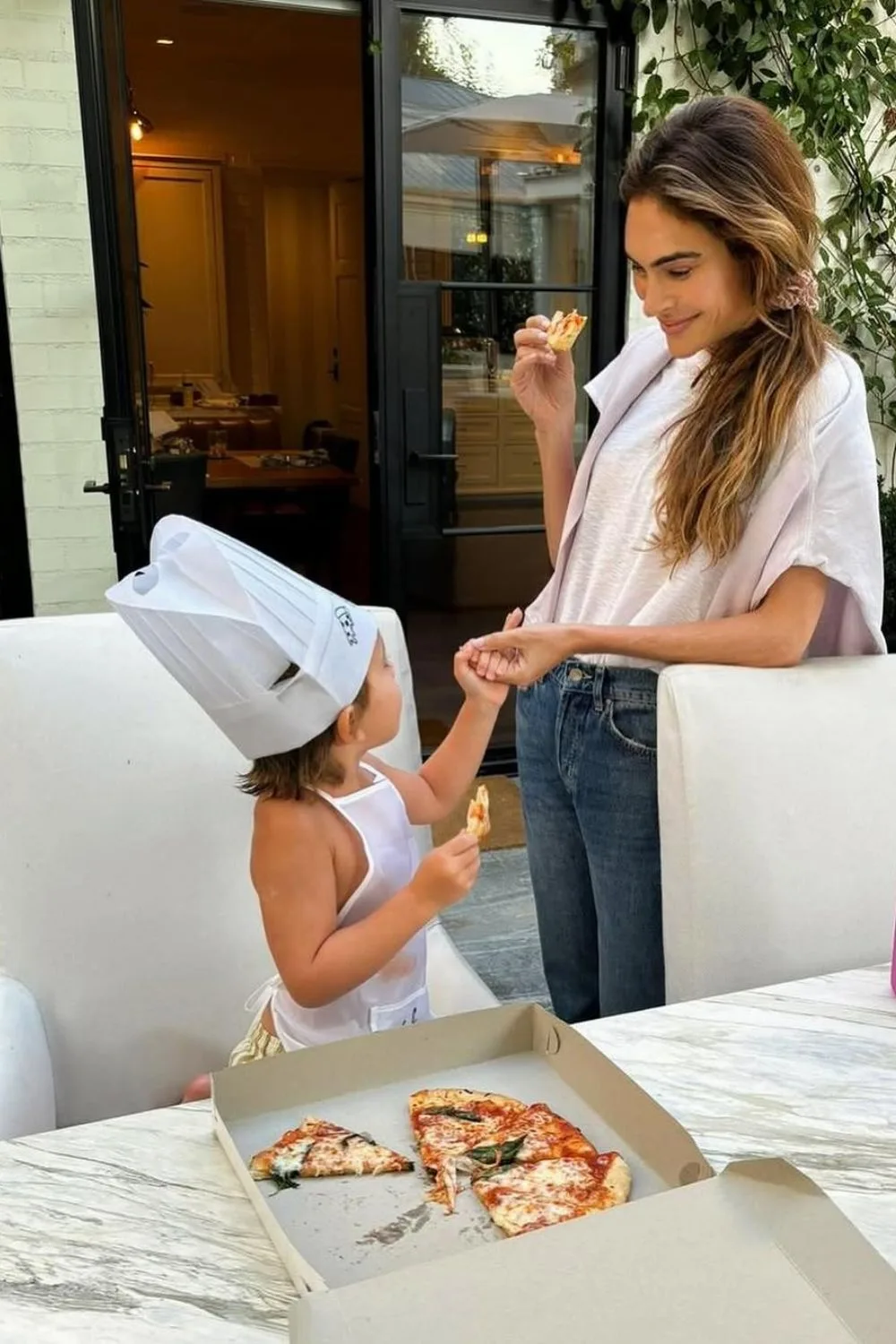 Robbie Williams is a father of four: Meet his beautiful children