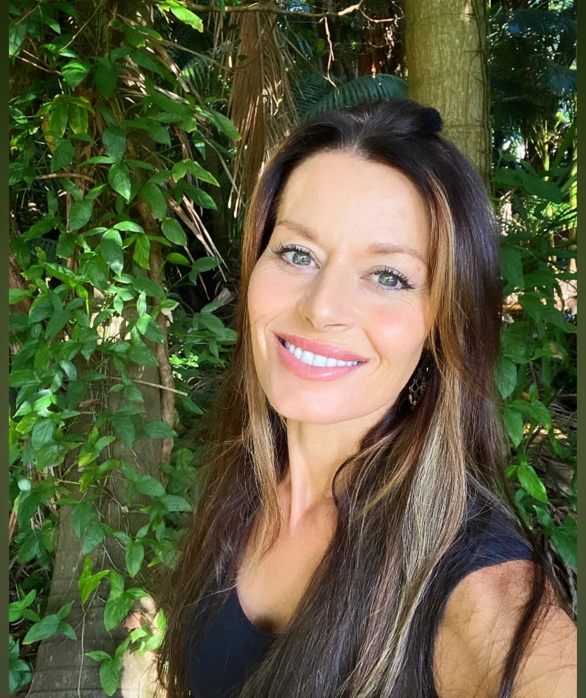 Neighbours' Madeleine West welcomes her seventh baby | Now To Love