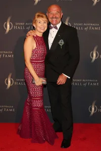 Wally Lewis' family fallout over his wedding! | Now To Love