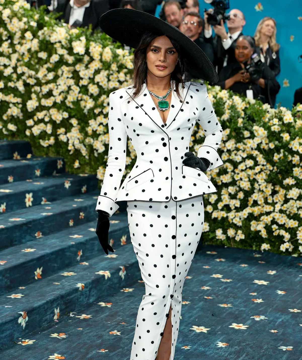 LIVE: Met Gala Red Carpet 2025: All the best outfits | Now To Love