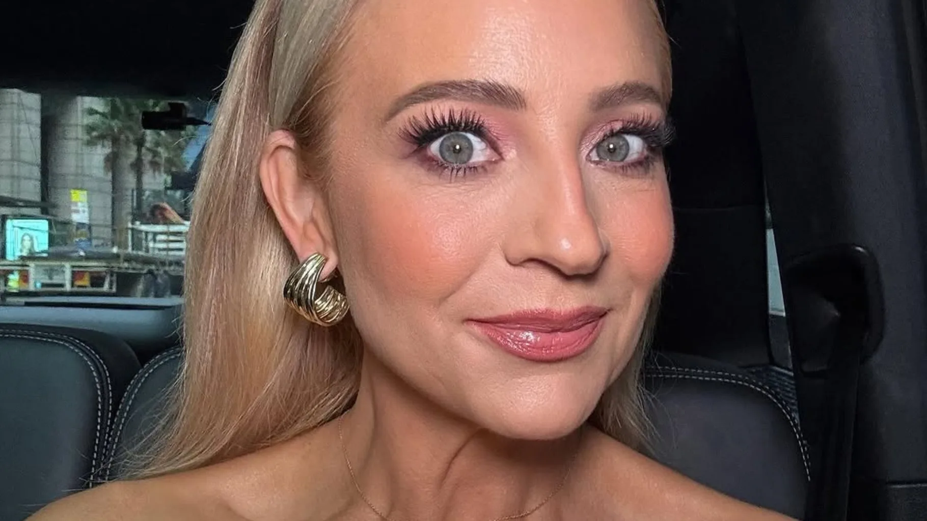 Carrie Bickmore's surprising gig on 'Do Not Watch This Show'