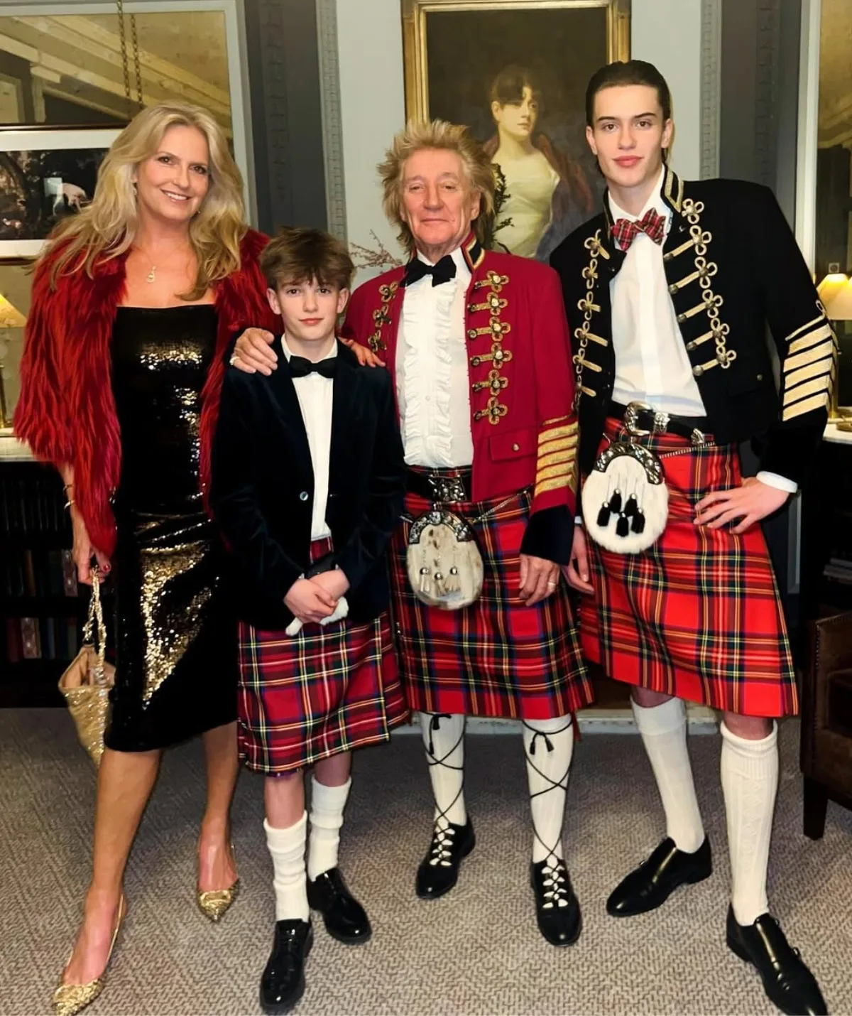 Inside Rod Stewart's family life with his eight children