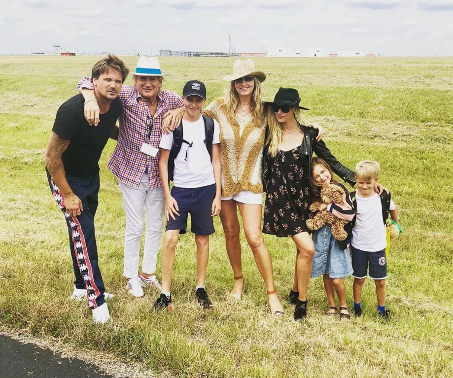 Inside Rod Stewart's family life with his eight children