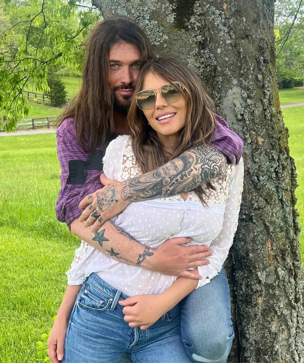 EXCLUSIVE: Miley furious, Billy Ray comes between Liz & Damian