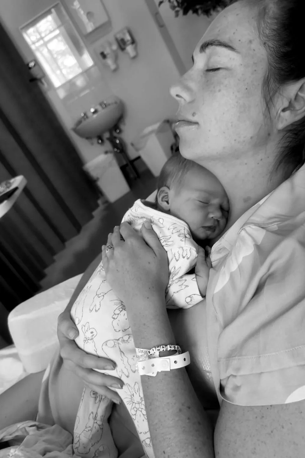 FWAW Fan Favourites Drop Baby Bombshell: First Child Arrives in Heart ...
