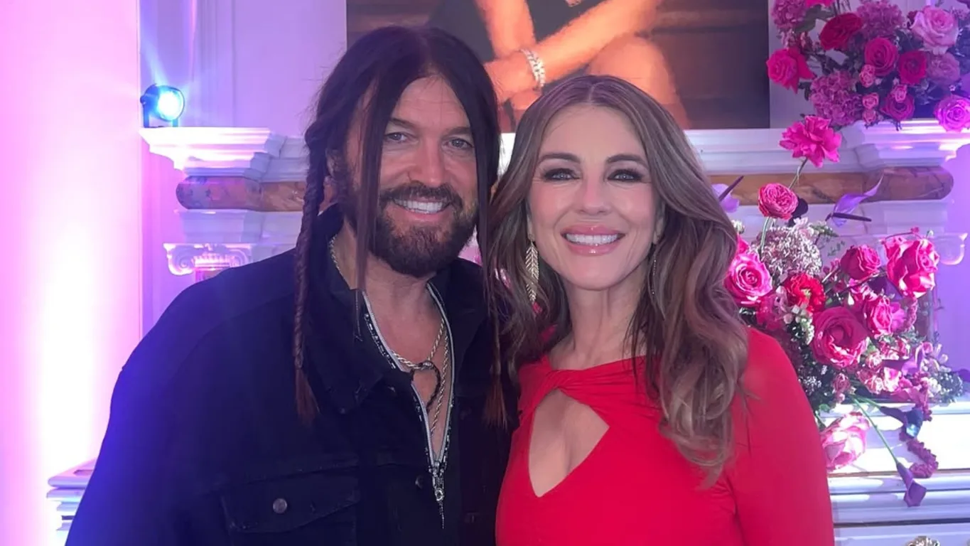 Elizabeth Hurley & Billy Ray Cyrus plan first Christmas together | Now ...