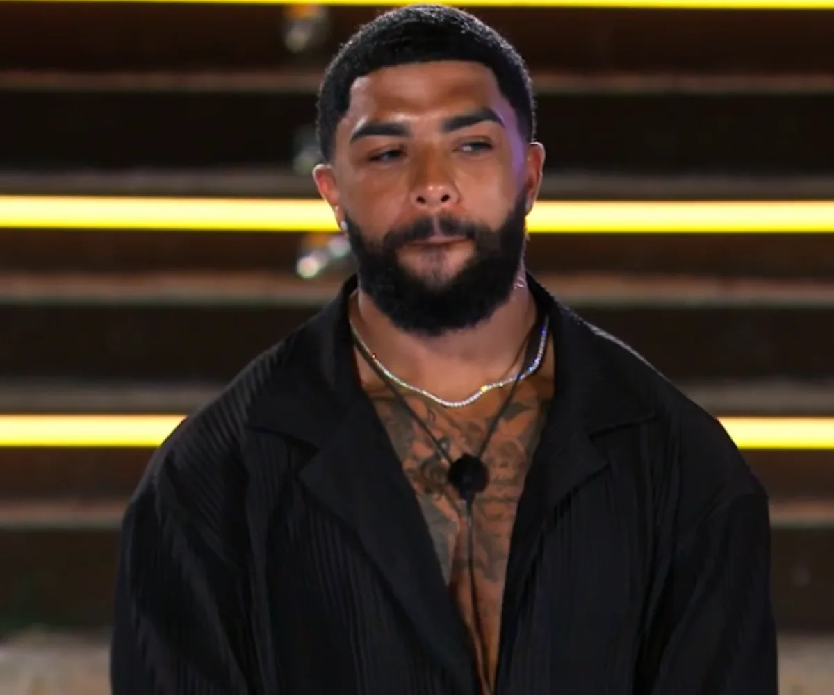 Love Island Shock: Dylan Towolawi becomes first-ever contestant to ...