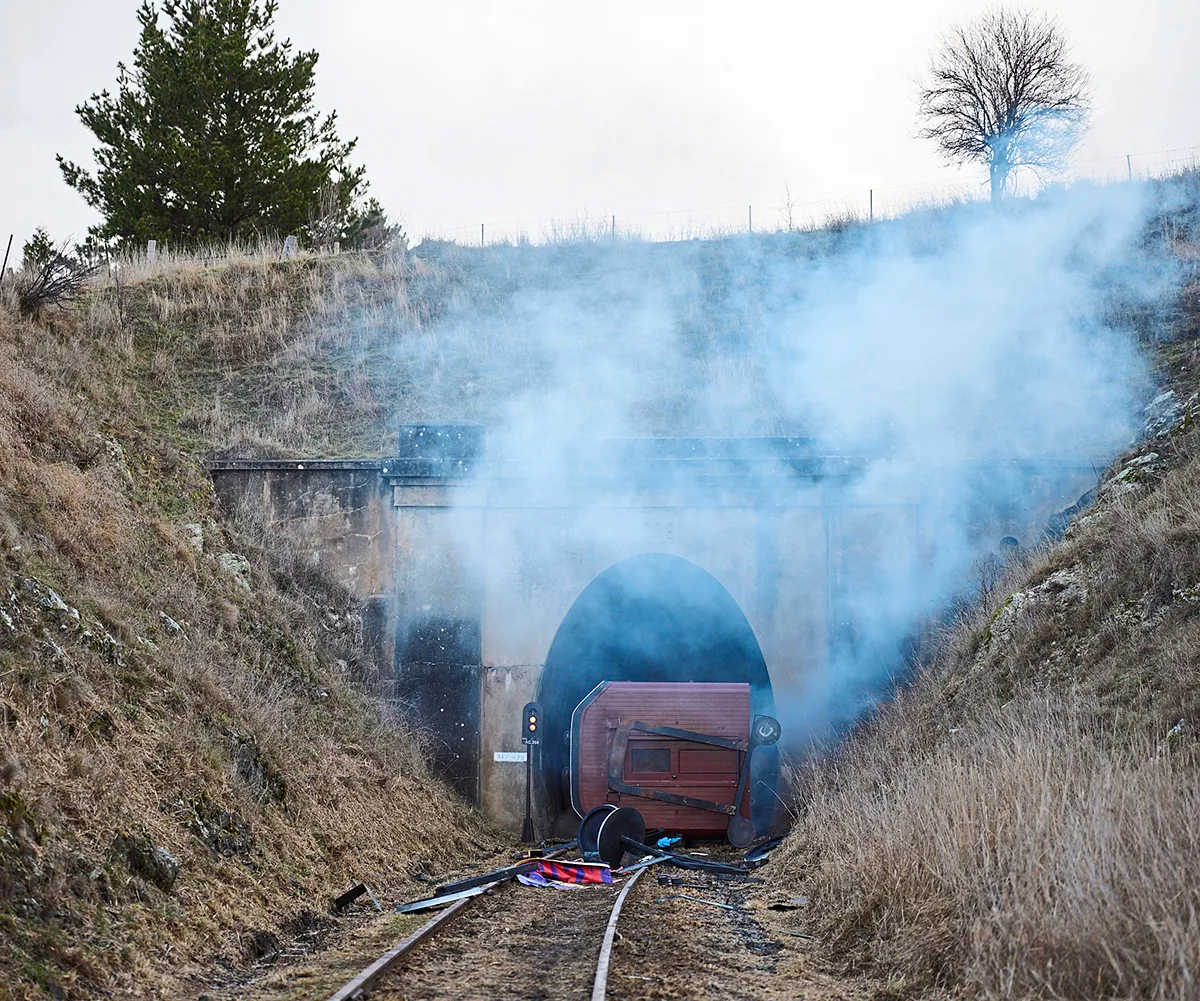 Home and Away spoilers: Who will survive the train crash? | Now To Love