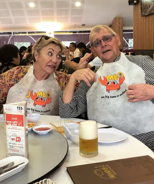 John Farnham makes rare appearance at family gathering