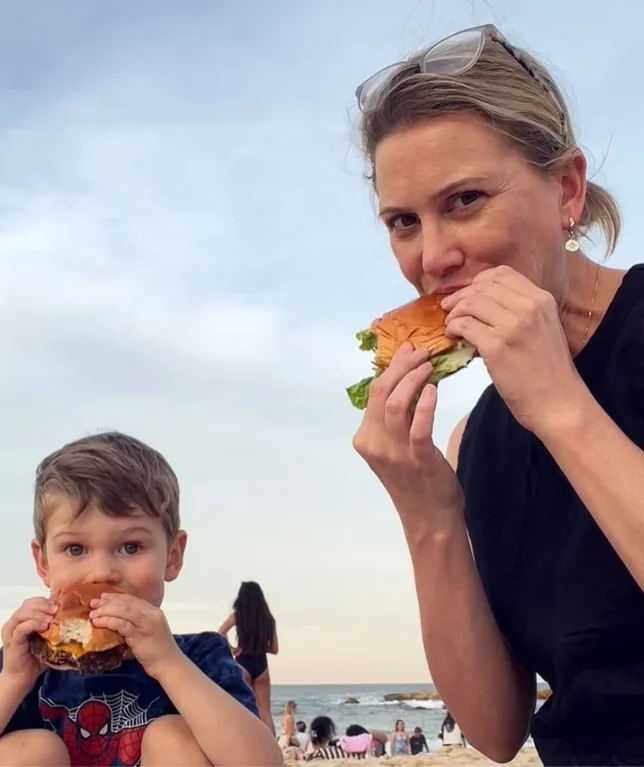 Justine Schofield's gone from MasterChef to mum chef!