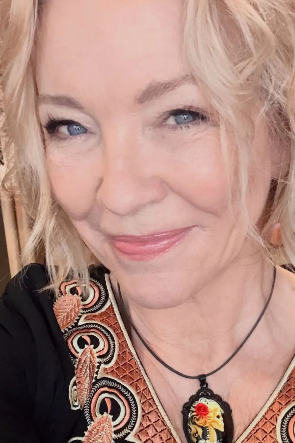 Rebecca Gibney tells of 'next chapter' after candid family admission ...