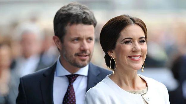 Mary hosts the Opera House 40th bash