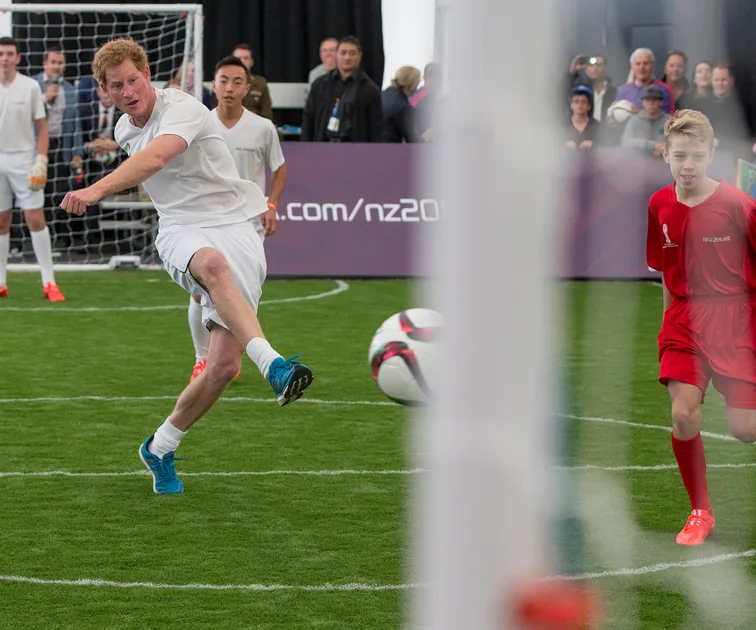 Prince Harry kicks winning goal in New Zealand soccer