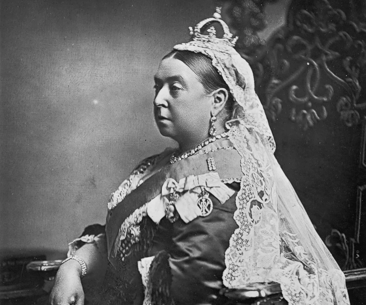 Queen Victoria's underwear to be auctioned