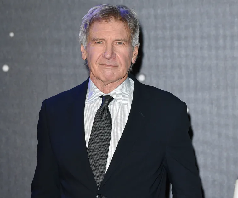 This shirtless photo of Harrison Ford is a must-see