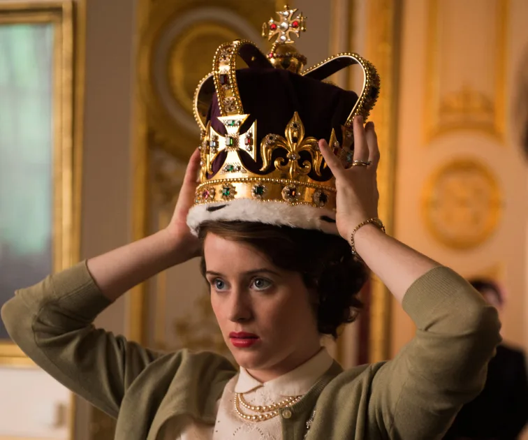 Watch first trailer for series about Queen Elizabeth