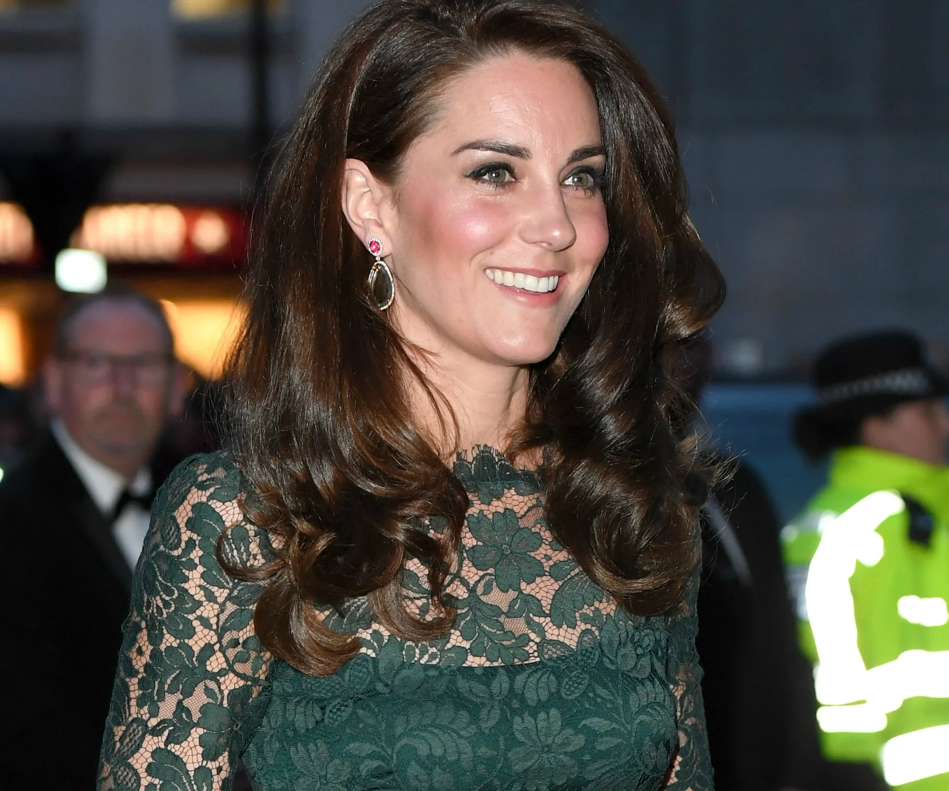 Duchess Catherine visits National Portrait Gallery gala