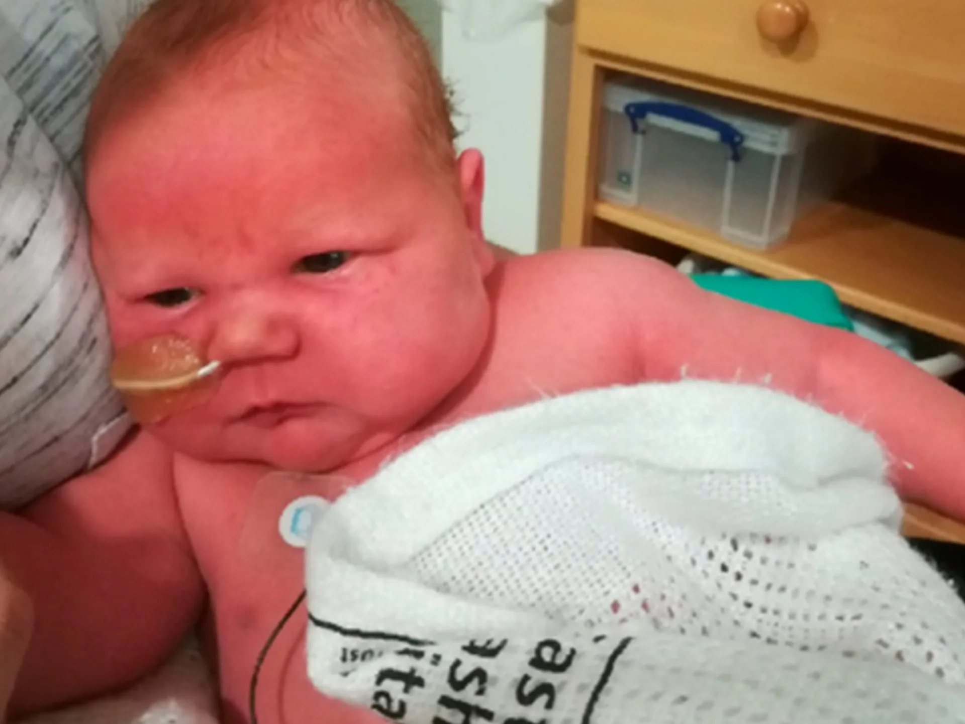 Woman gives birth to 12 lbs baby naturally