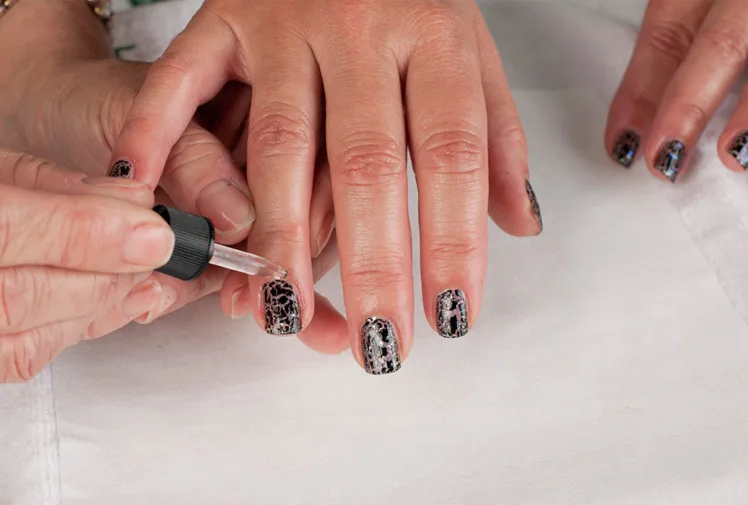 Shatter nails: The latest in nail art