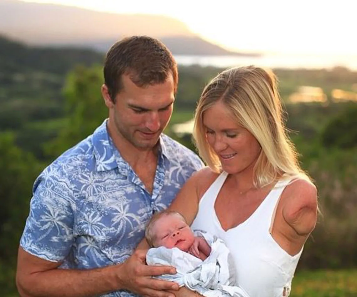Pro surfer Bethany Hamilton welcomes a son!