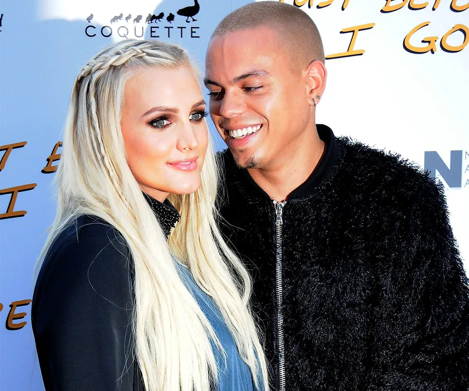 Ashlee Simpson and Evan Ross welcome a daughter