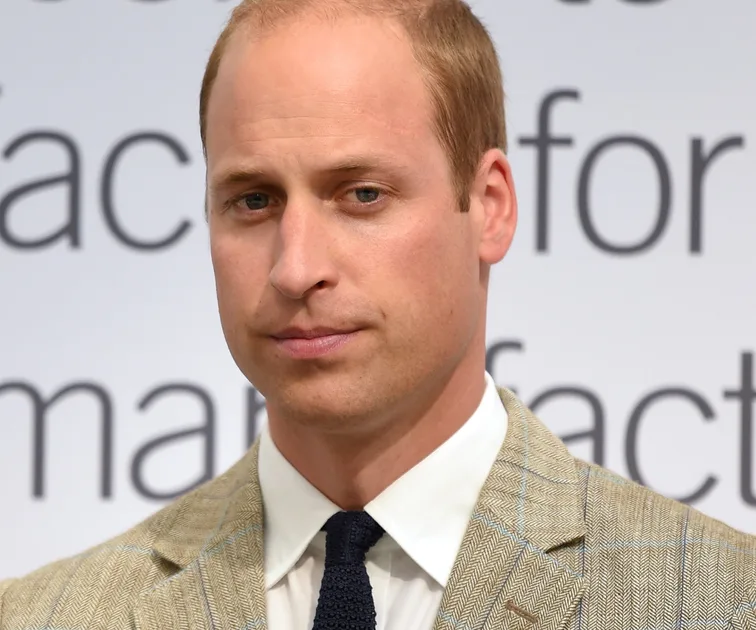 Prince William consoles teen who lost his mum