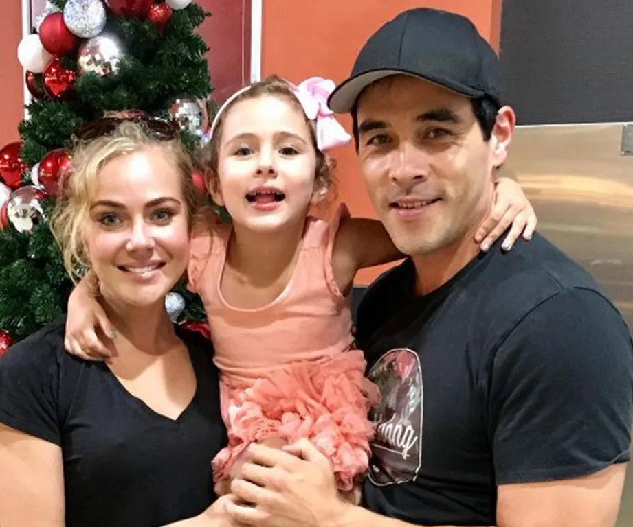 Jessica Marais and James Stewart reunite for Christmas