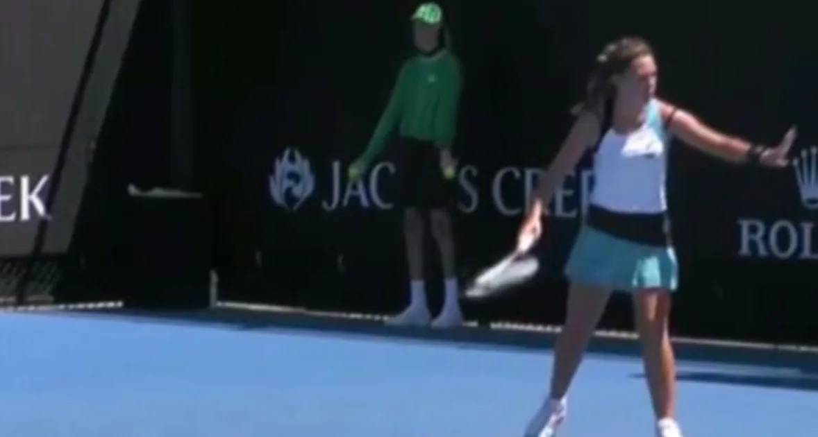 Player disqualified from Australian Open for ballkid hit