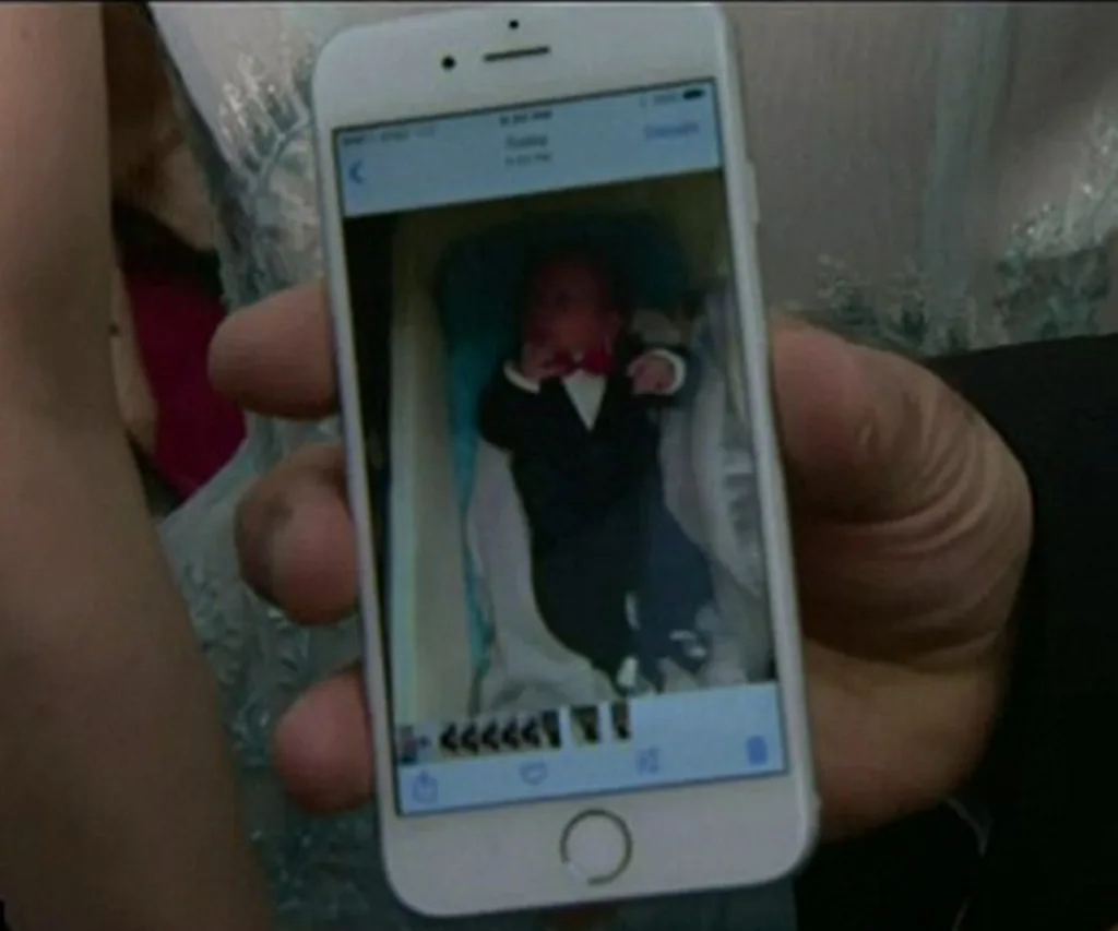 Mel Gibson shares first look at baby Lars