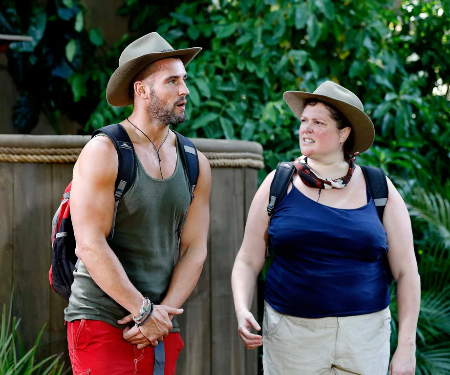 Tziporah Malkah leaves the jungle
