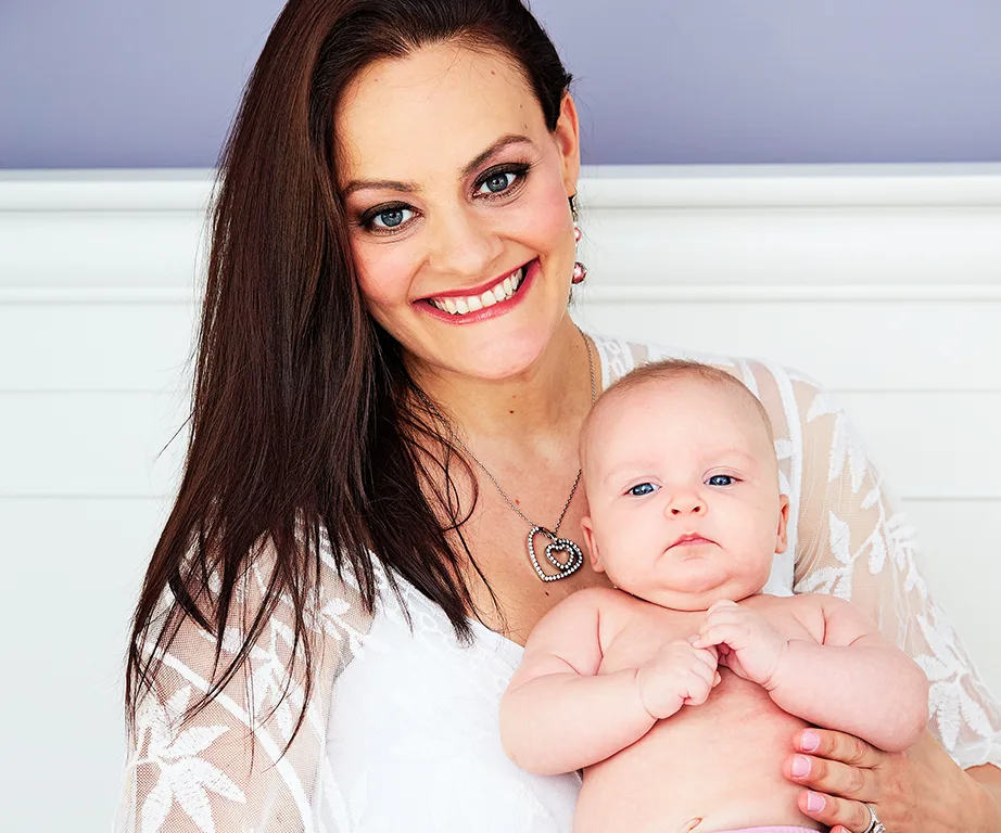 Australian Idol star Cosima De Vito's baby joy