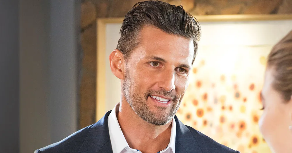 Neighbours: Tim Robards arrives in Ramsay Street
