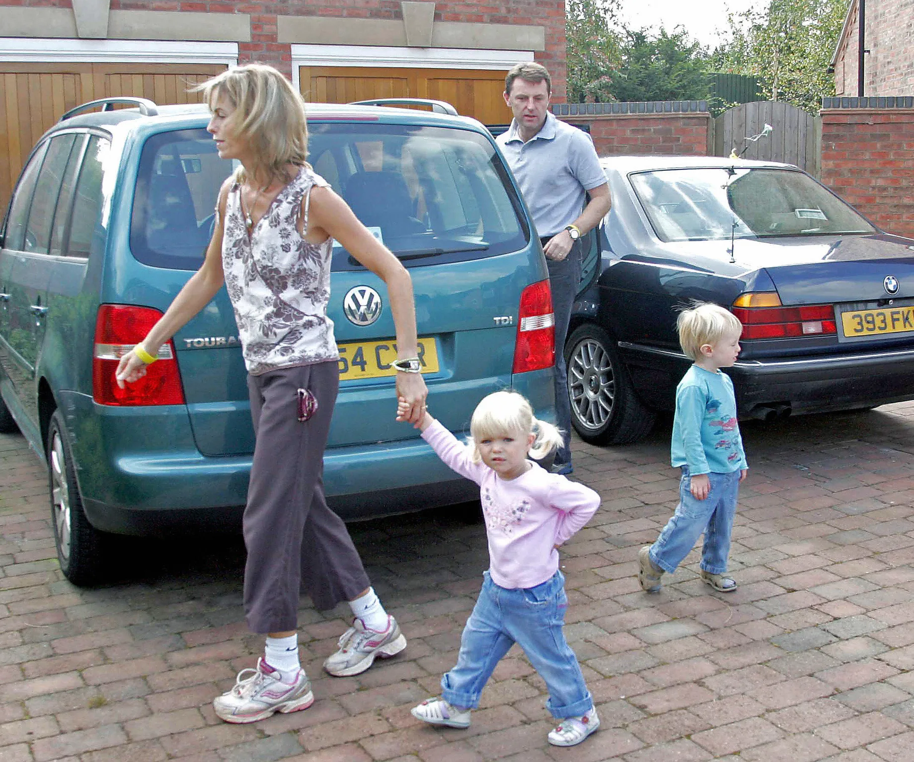 Madeleine McCann's siblings: What we know about twins Sean and Amelie ...