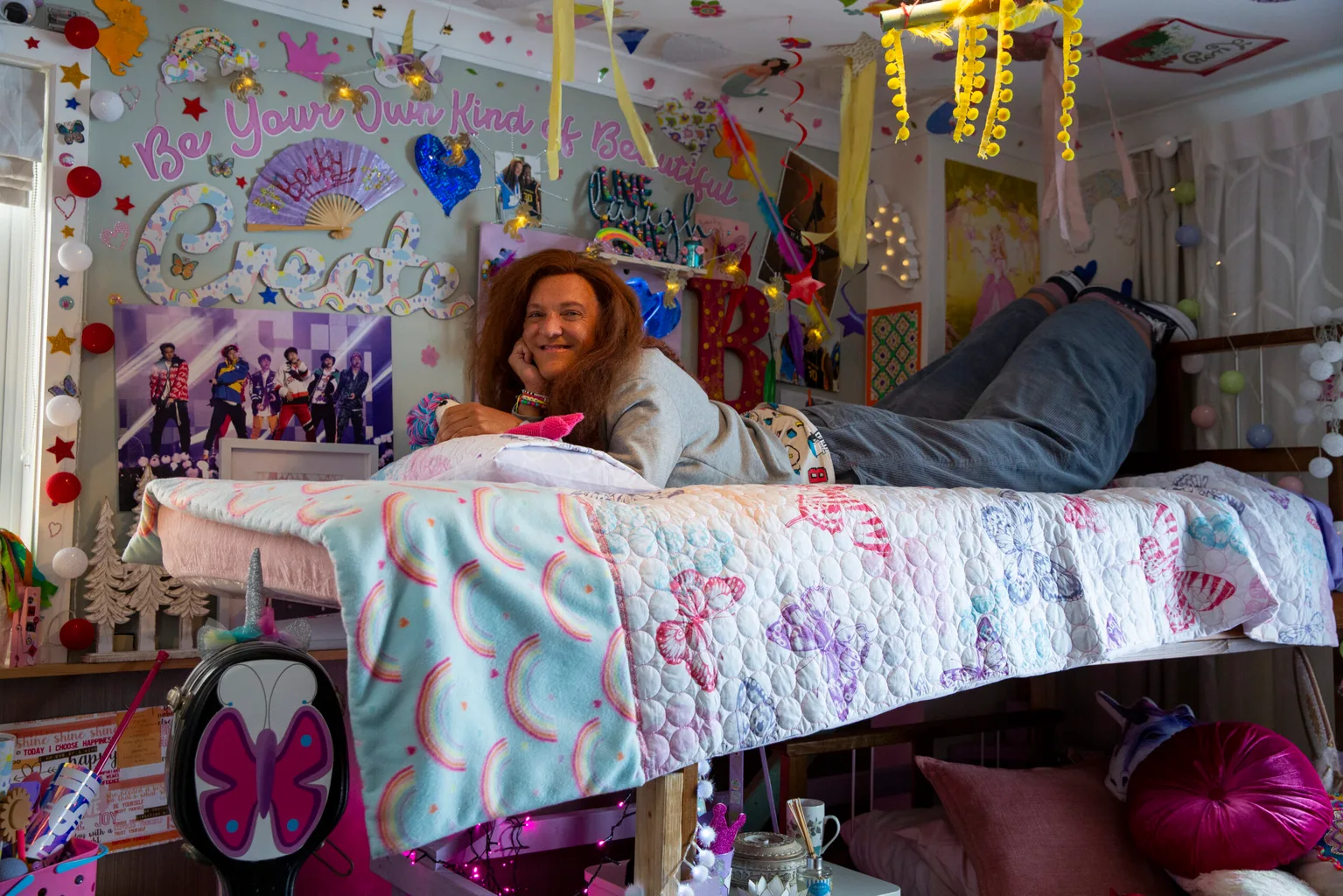 Meet the characters or Chris Lilley's Netflix series Lunatics