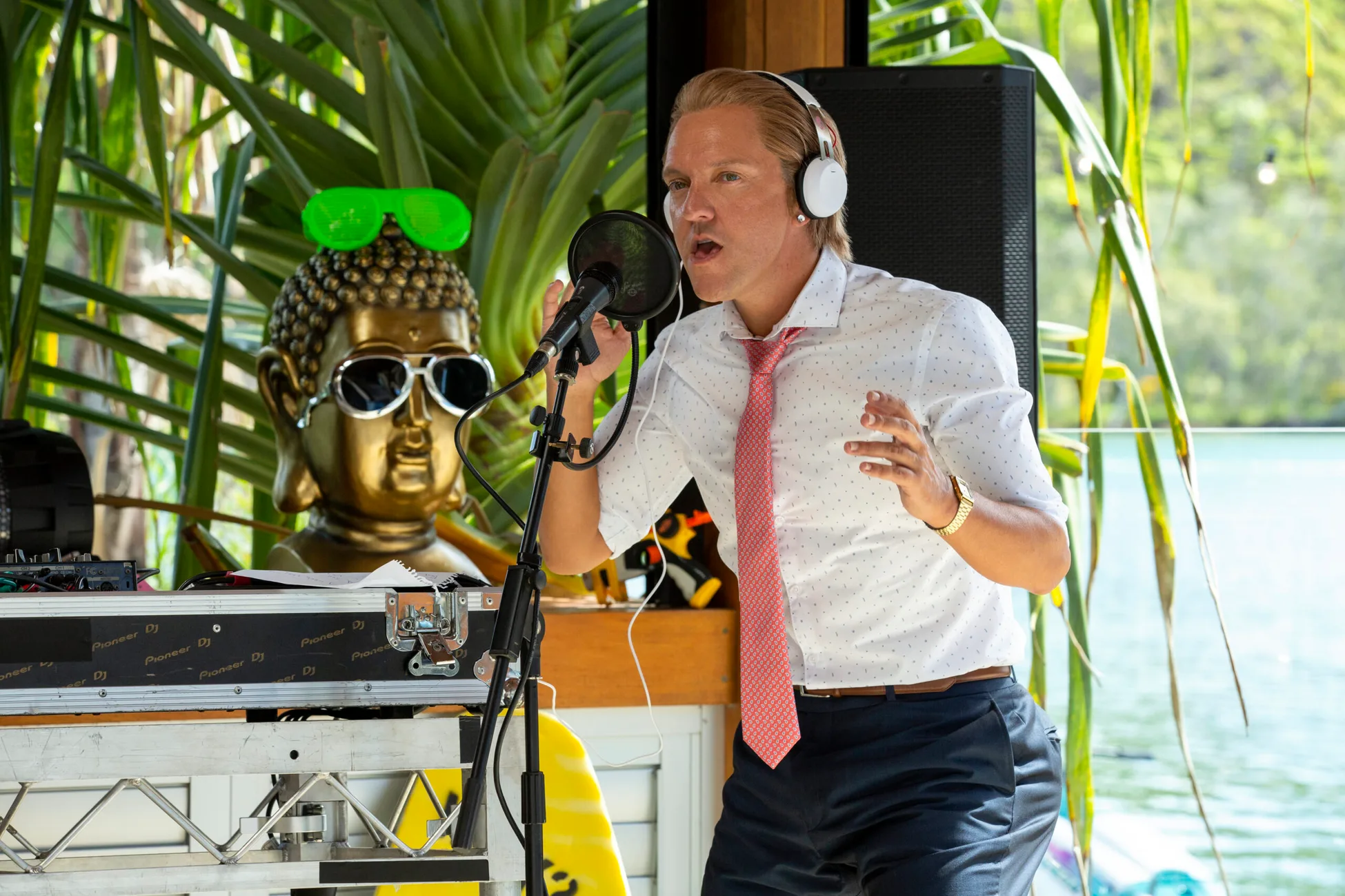 Meet the characters or Chris Lilley's Netflix series Lunatics