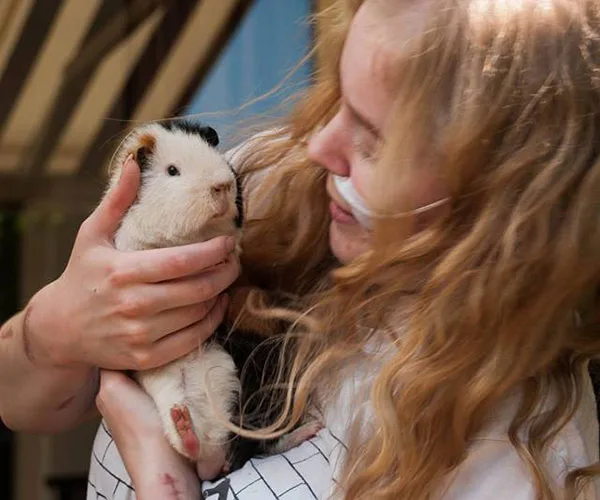 Why author Noa Pothoven tried to end her own life at 17