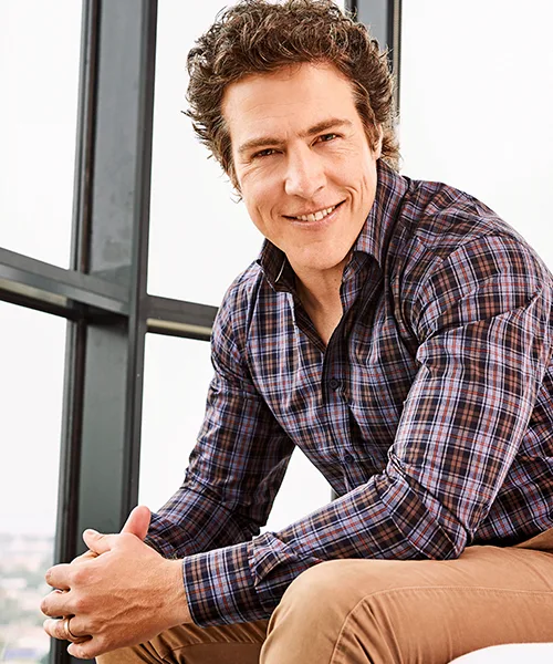 Stephen Peacocke talks THAT Home And Away return