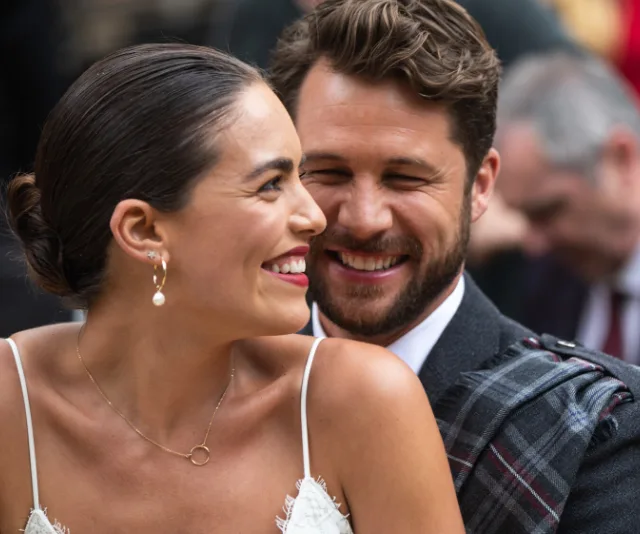 Neighbours weddings galore! 35th anniversary shows five couples wed