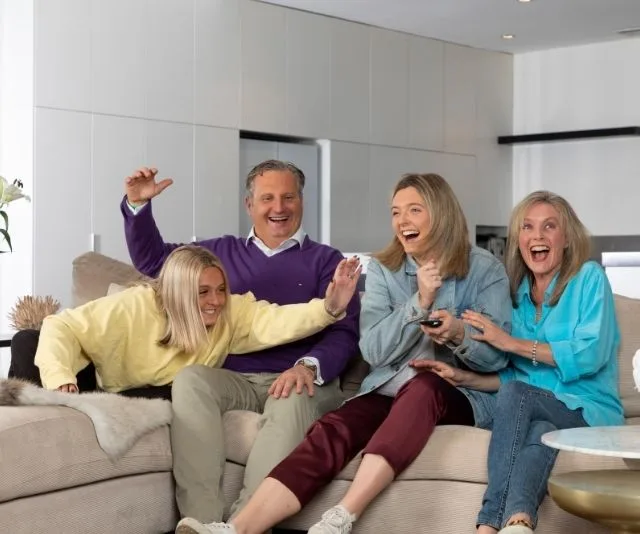 Which Gogglebox Australia cast are returning for season 12?