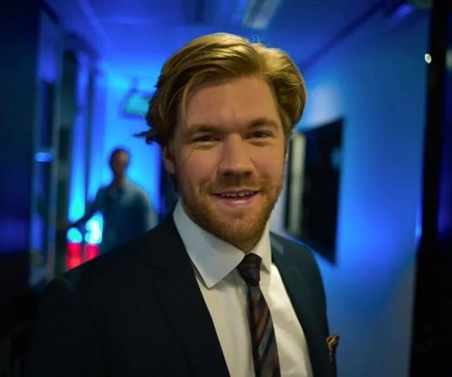 The Offspring cast share incredible never before seen photos